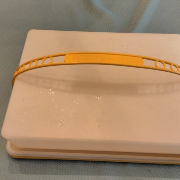 Tupperware | Kitchen | Vintage Tupperware Rectangular Cake Pan Wcarrier ...
